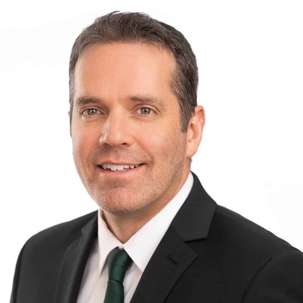 Chris Walsh: En Nyckelfigur i Cannabisindustrins Utveckling - Cannabis ...